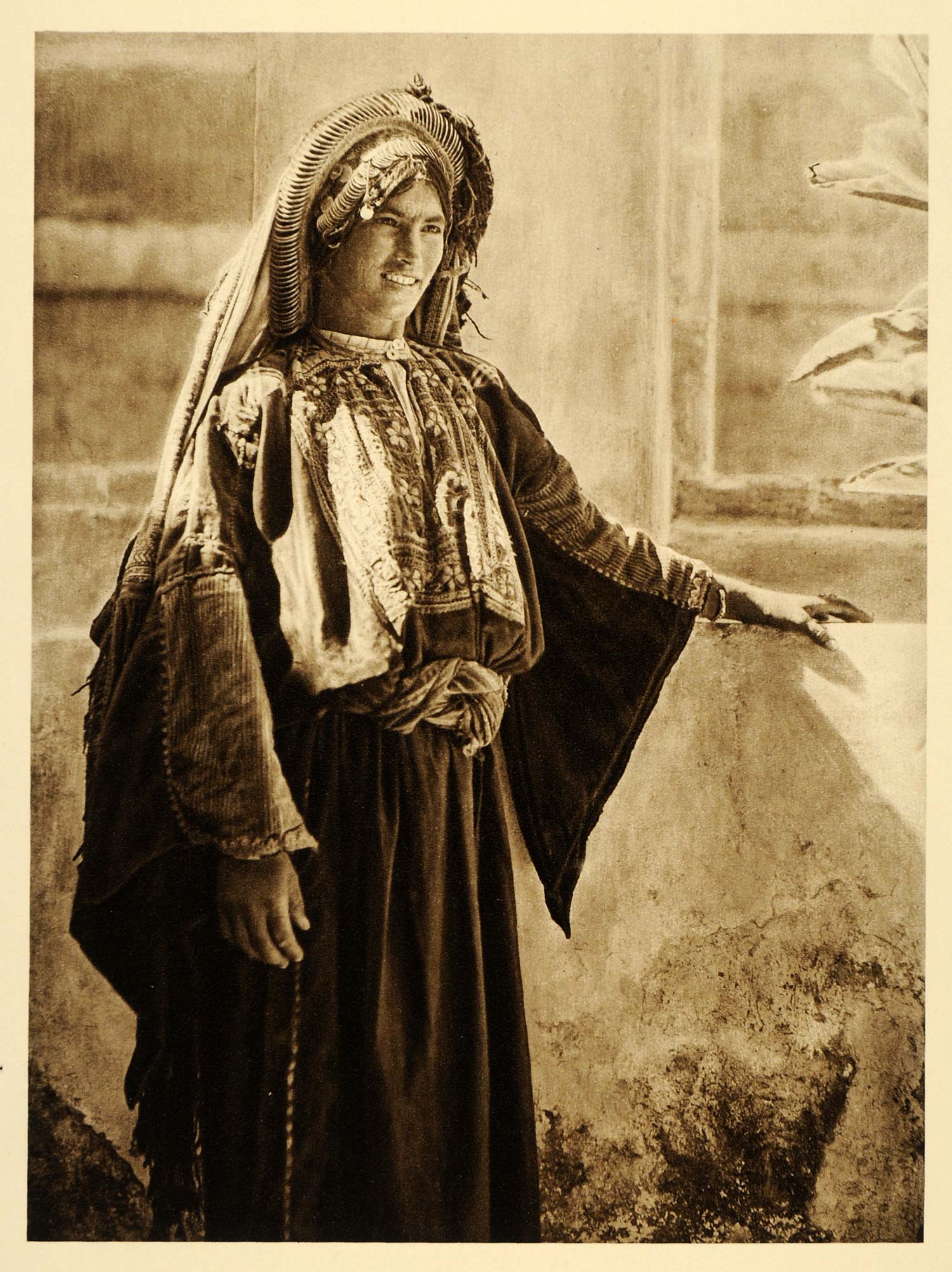 1925 Ramallah Woman Portrait Costume Lehnert & Landrock - ORIGINAL PS5 ...